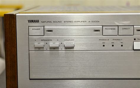 Yamaha A 2000a Integrated Amplifier Audiobaza
