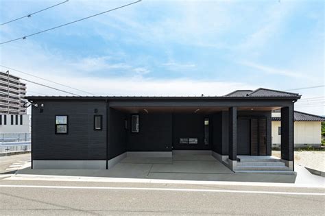 【平屋】20帖の広々ldkにヴィンテージ家具が似合うインナーガレージ平屋 新築住宅の施工事例｜福岡で注文住宅・戸建・建売住宅なら田舎暮し