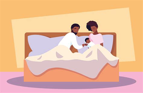 침대에서 쉬고있는 아기 소년과 함께 부모 Afro 가족에 대한 스톡 벡터 아트 및 기타 이미지 가족 건강한 생활방식