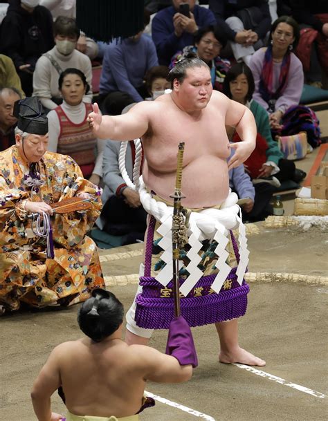 横綱照ノ富士が引退へ 33歳、強い精神力も47news（よんななニュース）