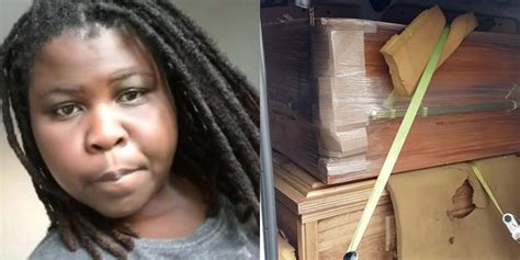 Liggaam Van Juffrou Terug In Suid Afrika Find It