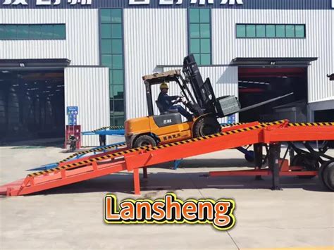 Lansheng Loading Ramp Scissor Lift Loading Dock Ramp Loading Dock Forklift Ramp Mobile Container