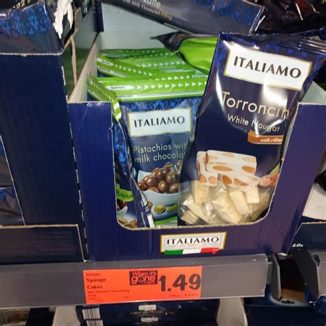 Supersupergirl S Food Reviews Lidl Italiamo Pistachio Yoghurt And Pistachios Covered In Milk