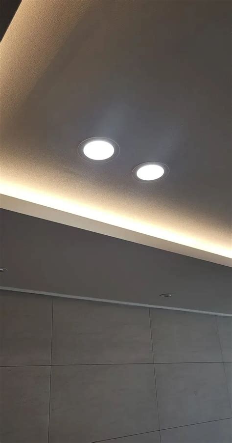 마린애시앙 간접 조명 작업 후 실크 시공 이쁜도배 숨고 숨은고수