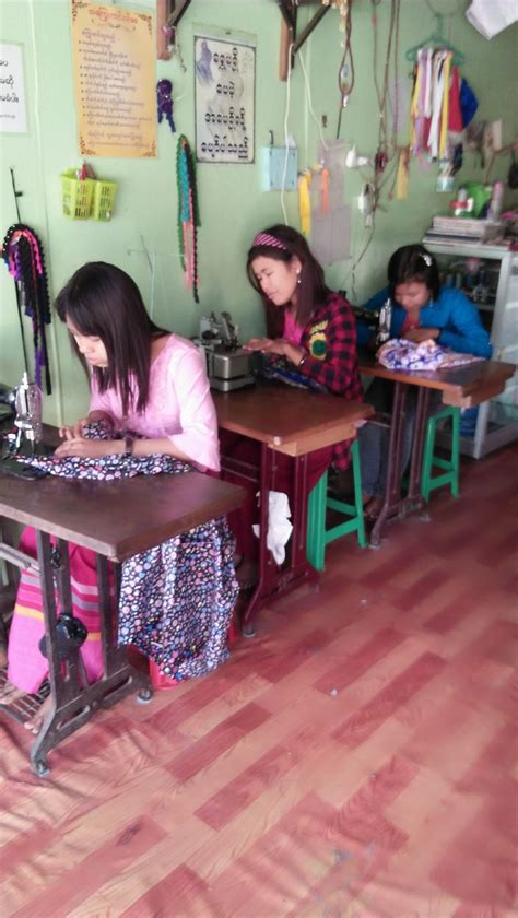 အကယ္ဒမီ ေႏြရာသီရက္တိုစက္ခ်ဳပ္သင္တန္း