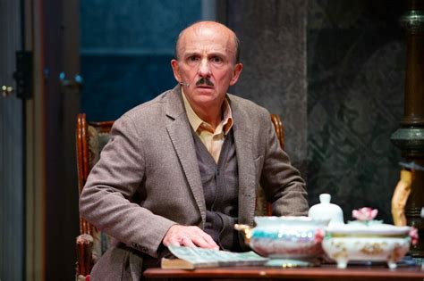 Il Vedovo Allegro Di E Con Carlo Buccirosso Al Teatro Garibaldi Di