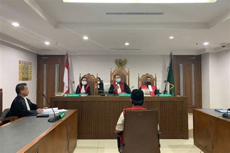 Foto Ade Armando Bakal Hadir Sebagai Saksi Di Sidang Kasus Pengeroyokan
