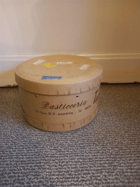 Se produkter som liknar Vintage Retro italiensk burk på Tradera