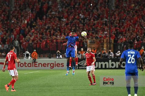 لقطات من مباراة الأهلي والهلال السوداني في لقاء حسم التأهل بدوري أبطال