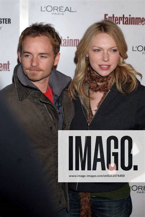 Christopher Masterson Laura Prepon