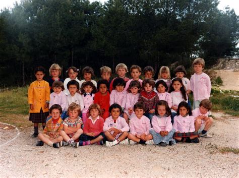 Photo De Classe Paul Eluard De 1982 Ecole Paul Eluard Copains Davant