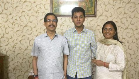 Updated Upsc Topper Ias Akshat Jain Marksheet Booklis