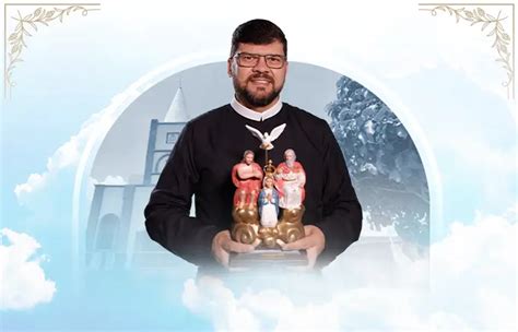 Imagem peregrina do Divino Pai Eterno é acolhida na Festa do Morro