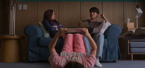 더쿠 [엑스오 키티] 핫게간 미국드라마에서 묘사하는 한국
