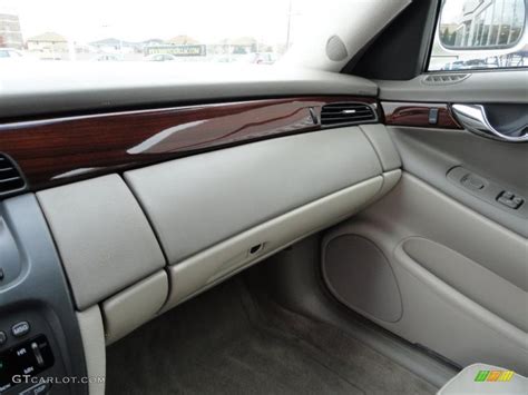 2005 Cadillac Deville Dhs Shale Dashboard Photo 40339467