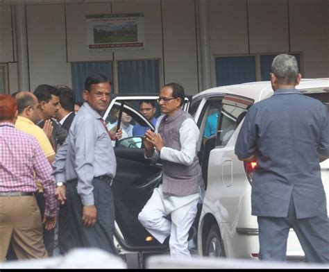 Atal Bihari Vajpayee Dead When Politicos Made A Beeline At Aiims