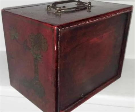 JEU DE MAH JONG IMPERIAL Ancien Bois Laque Et Jetons En Bambou Et Os