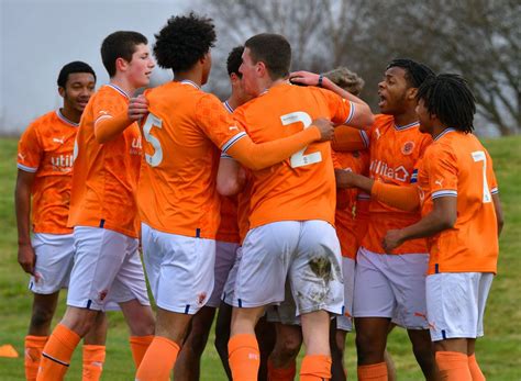 Report Bolton Wanderers 0 1 Blackpool Blackpool Football Club