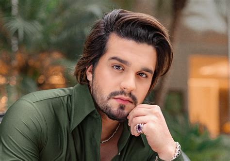 Luan Santana Lança ‘perigosa Com Clip Gravado Em Portugal