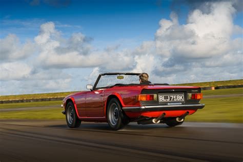 Triumph TR6 el último de los deportivos británicos tradicionales