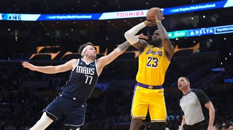 The Market For A Big Is Very Dry Los Angeles Lakers Gm Rob Pelinka