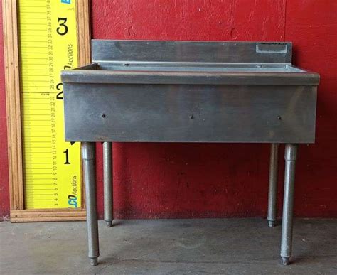 Stainless Steel Insulated Ice Bin W Drain Elco Auctions