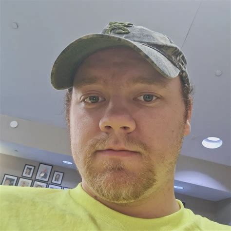 23 And Been Single For 11 Years In Need Of A Very Serious Relationship