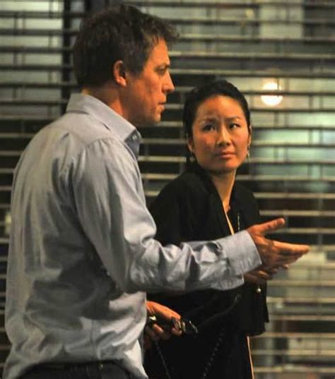 Kider Lt Ki Hugh Grant Kisl Ny Nak Anyja Blikk