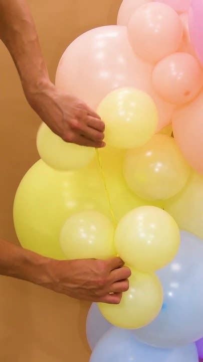 Attach Balloons To Your Garland Easily With This Hack Youtube