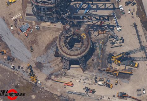 Вести с полей на Звездной базе SpaceX продолжается восстановление