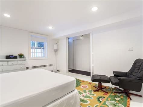 66 Perry St Apt 1 New York Ny 10014 Zillow