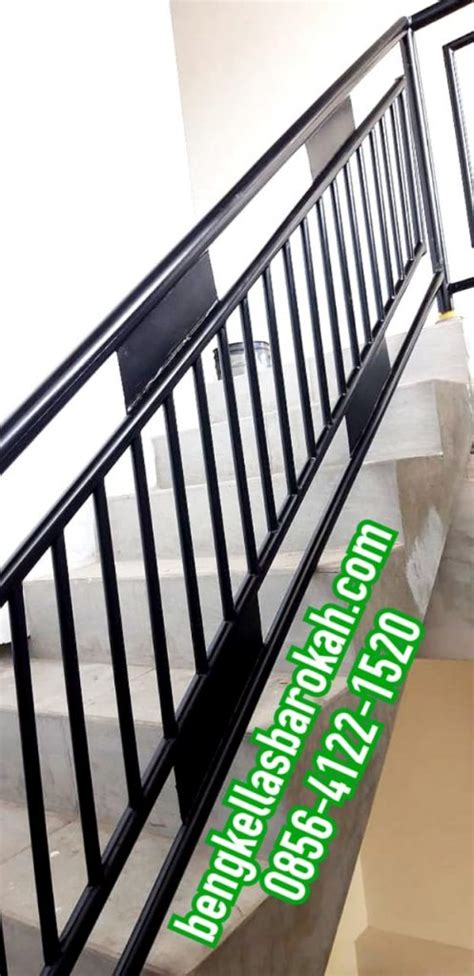 Railing Tangga Pipa Besi Di Pattimura Semarang I 0856 4122 1520
