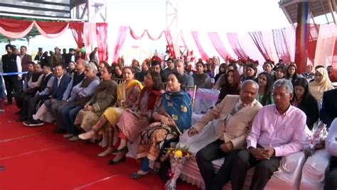 छुुक छुक कर चली “ज्ञानोदय एक्सप्रेस कॉलेज ऑन व्हील्स”दे खिए कैसी है