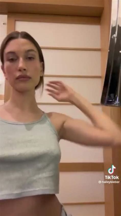 Hailey Biber Hailey Baldwin Hair Long Hair Styles Hair Styles