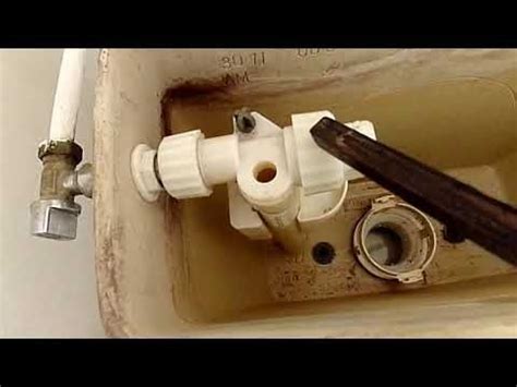 comment savoir d ou vient la fuite des WC explication à la loupe