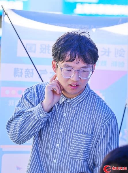 “就业招聘实习见习” 2023上海高校毕业生就业实习招聘会华政举行教育新民网