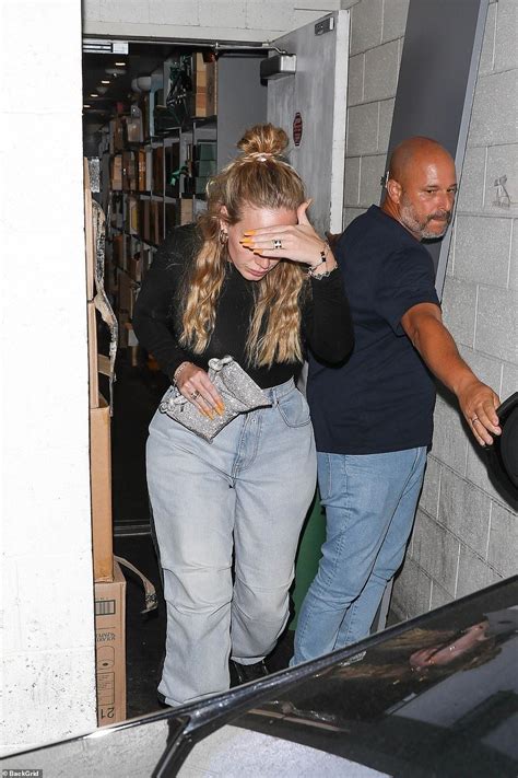 Adele Shows Off Never Before Seen Back Tattoo Of A Bird Adele Adele