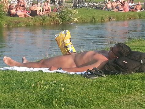 Pic Wtf Naked Man Puts Crisp Null Sleeping Bag