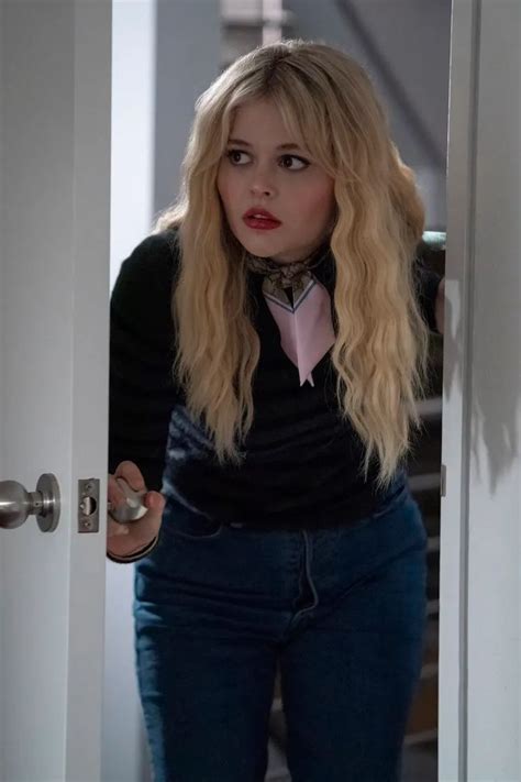 Gossip Girl Reboot Season 2 Where To Get All The Outfits — Femestella Gossip Girl Gossip