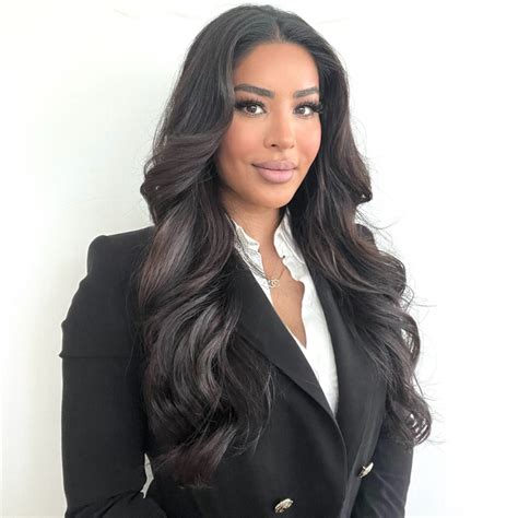 Elham Saeedi Business Owner Fandm Properties Linkedin