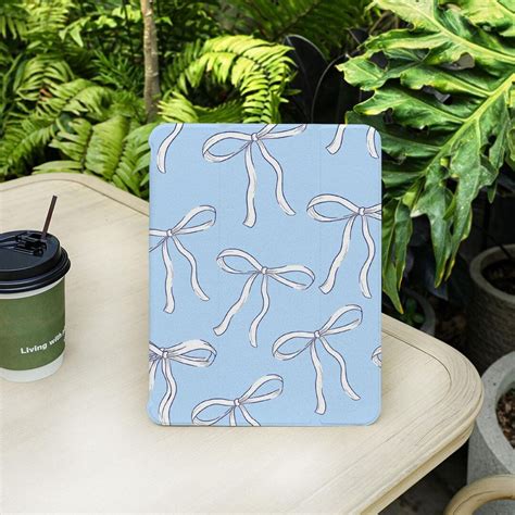 Cute Bows Blue Ipad Case With Pencil Holder Cover For Ipad Air 5 6 7th 13 11inch 2025 M3 Ipad