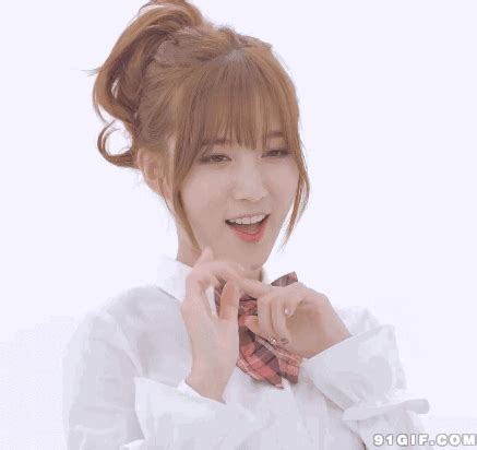 美女跳舞GIF图片 美女跳舞GIF动态图 美女跳舞GIF表情包gif动图下载 SOOGIF