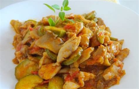 Συνταγή Κοτόπουλο διαίτης με μανιτάρια και κολοκυθάκια