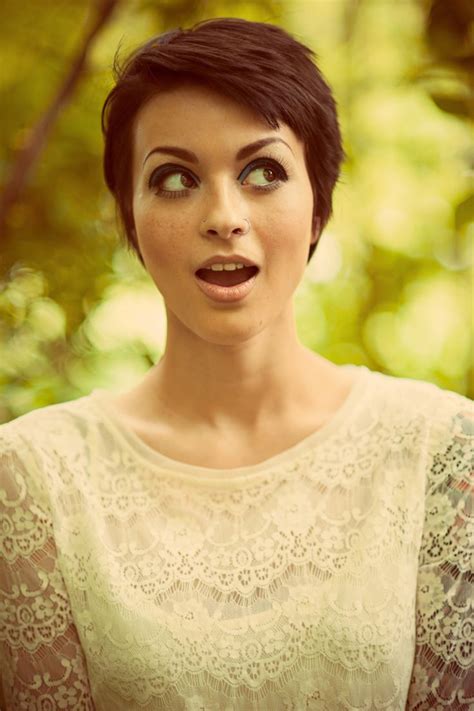 23 Stages Of Getting A Pixie Haircut Short Hair Styles Pixie Haircut
