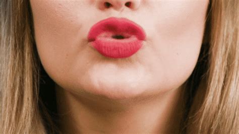 How To Be The Best At The Red Lip Grazia