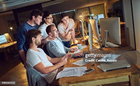 Computer Zone Photos And Premium High Res Pictures Getty Images