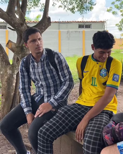 Padre Se Mete Con El Novio De Su Hija Padre Se Mete Con El Novio De