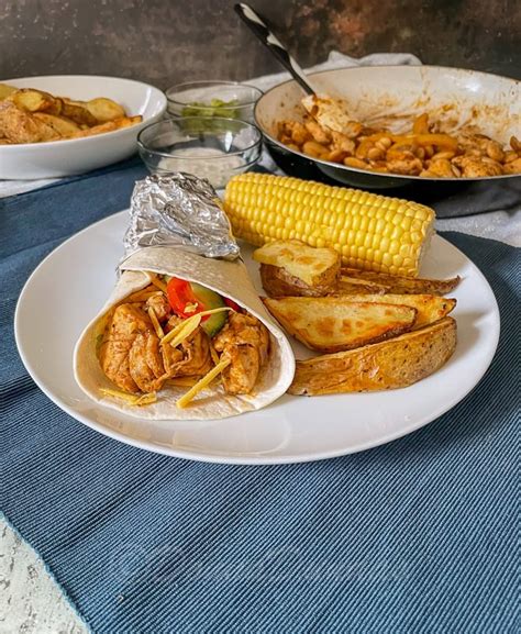 Quick And Easy Mexican Chicken Wraps Easy Midweek Meals And More By