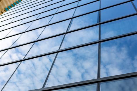 Curtain Walls Glazing Solutions In Dubai Uae Qatar Saudi Arabia