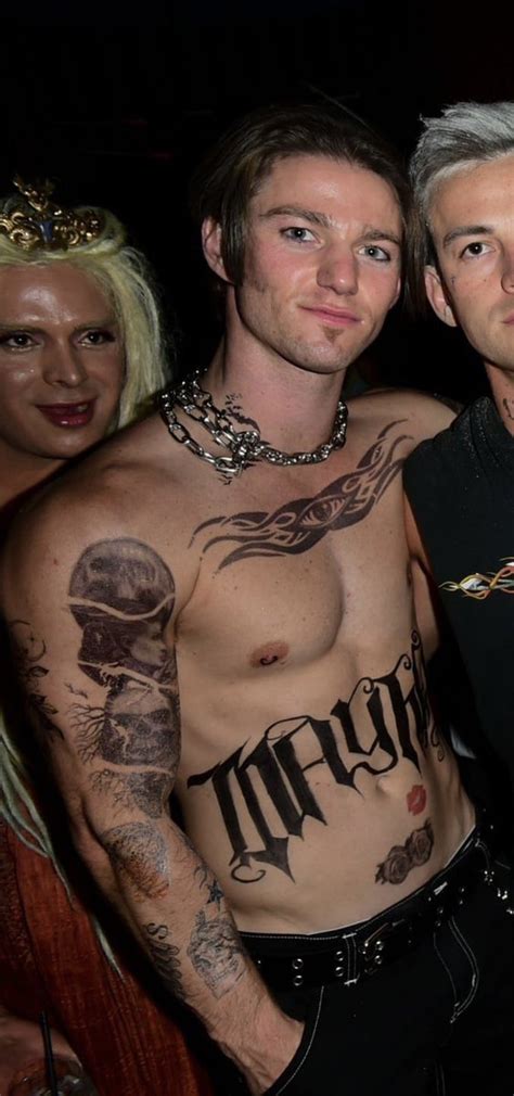 🎃aquarius🎃 On Twitter Nico Owns Sexy Halloween Costumes 🥵